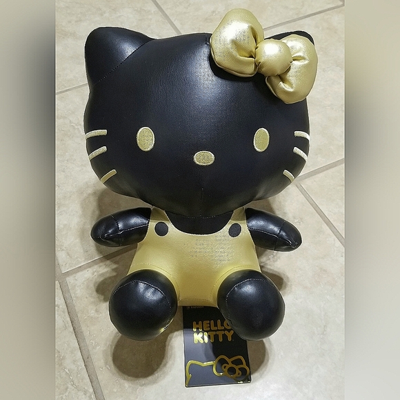 Sanrio | Toys | Kidrobot X Sanrio Hello Kitty Black Gold 2 Inch Plush ...